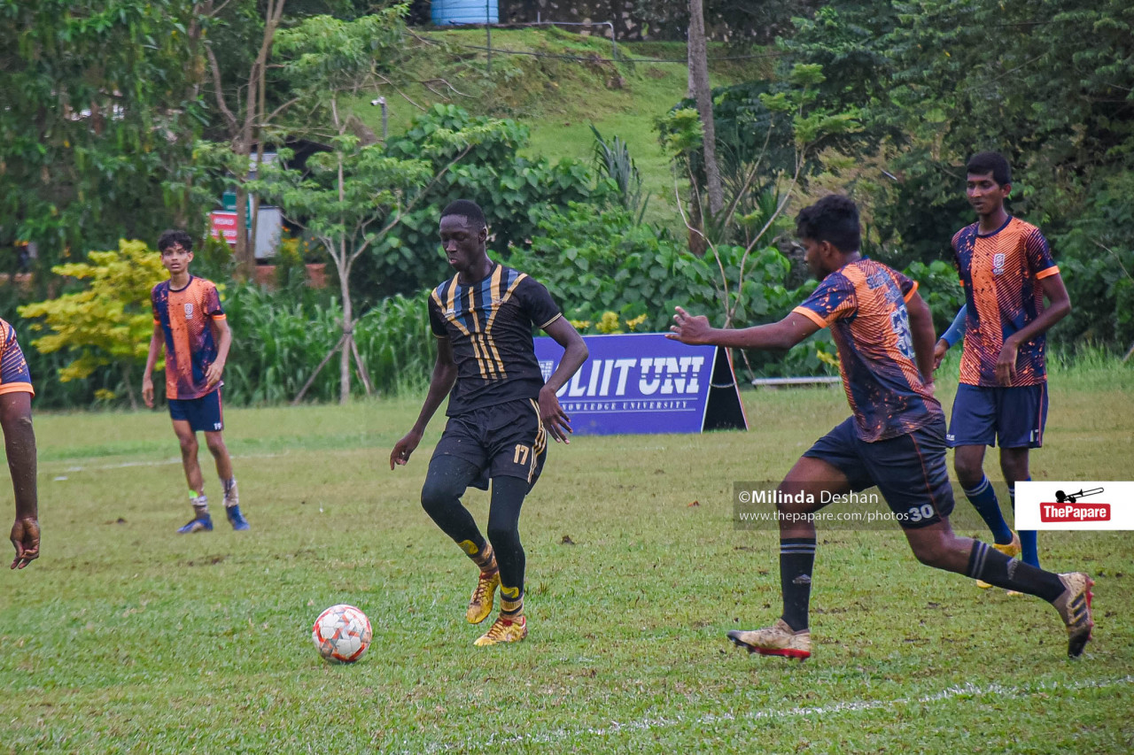 Photos - KDU vs SLIIT City Uni | SLIIT Legacy Shield Football League ...