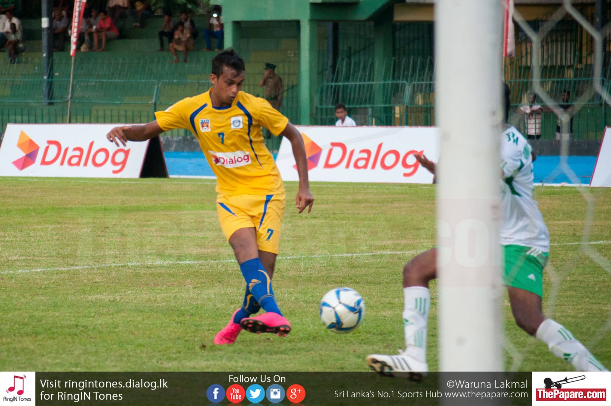 Renown eases past lethargic Java Lane