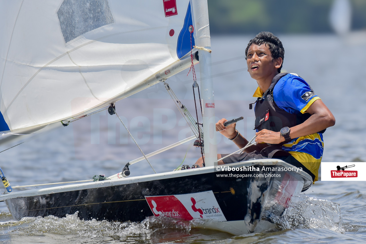 Photos - Annual Royal-Thomian Sailing Encounter - Day 1