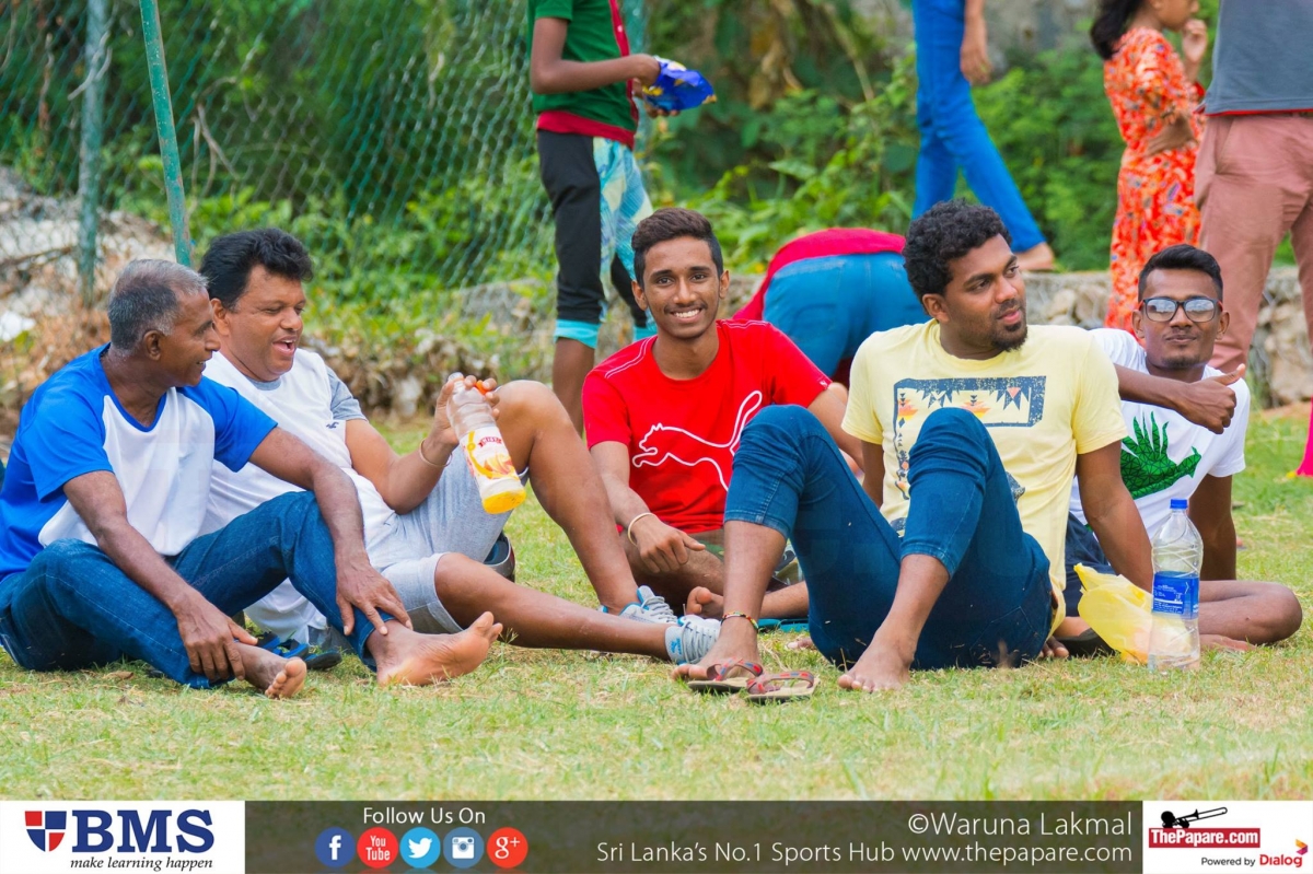 Photos: Renown SC v Air Force SC | Group Stage | DCL16